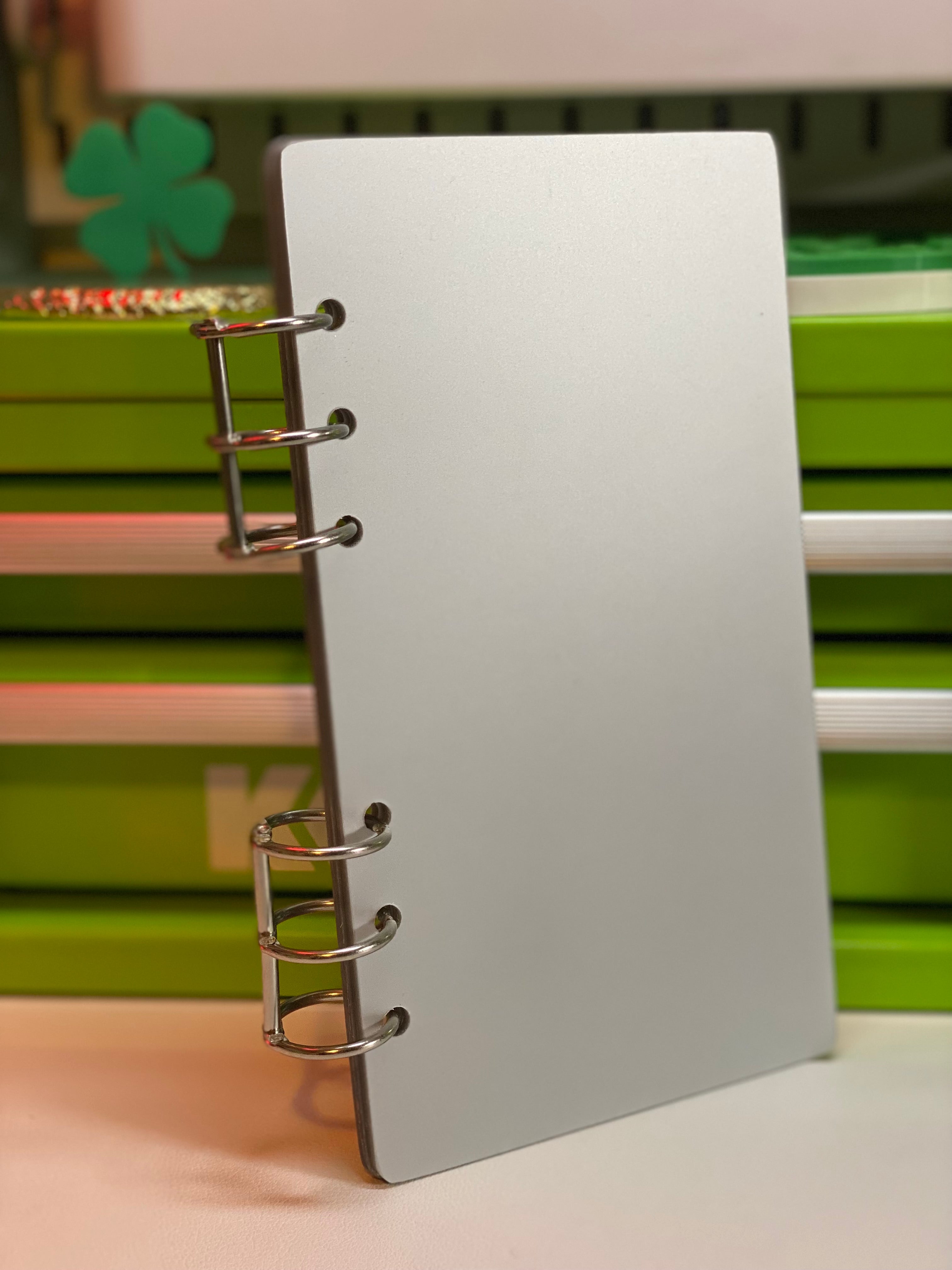 PREORDER::::Aluminum Metallic Acrylic Binder – Izzy Budgets